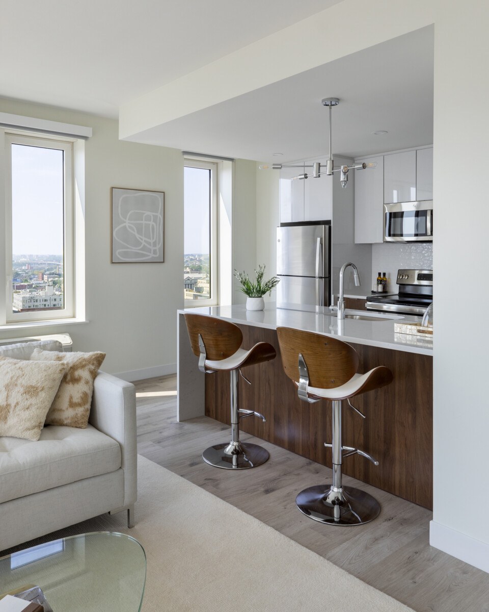 Iconiq 777 - Beyer Blinder Belle Architects & Planners